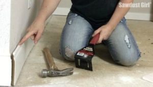 How To Remove Baseboards Without Damage – Using The Trim Puller Tool