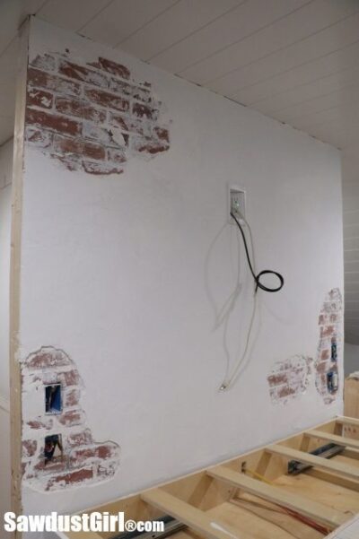 Making Invisible Molding Seams - Scarf Joints | Sawdust Girl