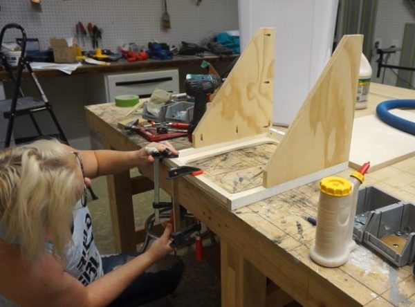 DIY Pull-Out Storage Drawer – Perfect For Pantry Or Cabinets