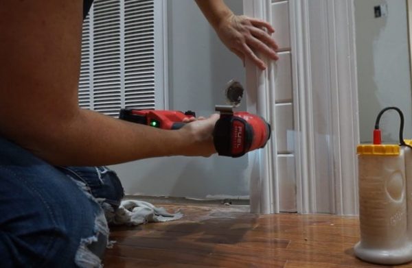 Decorative Column And Crown Moulding - Day 27 | Sawdust Girl®