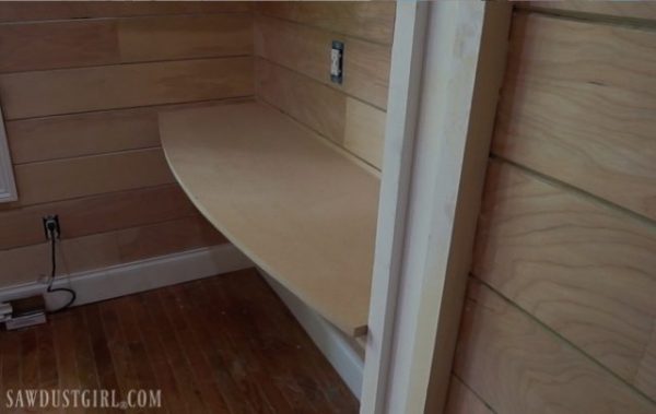 How To Build A Curved Floating Desk | Sawdust Girl