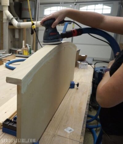 How To Build A Curved Floating Desk | Sawdust Girl
