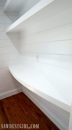 How To Build A Curved Floating Desk | Sawdust Girl